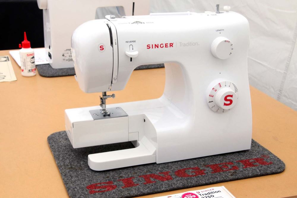 Singer Tradition 2250 Sewing Machine – Sew It