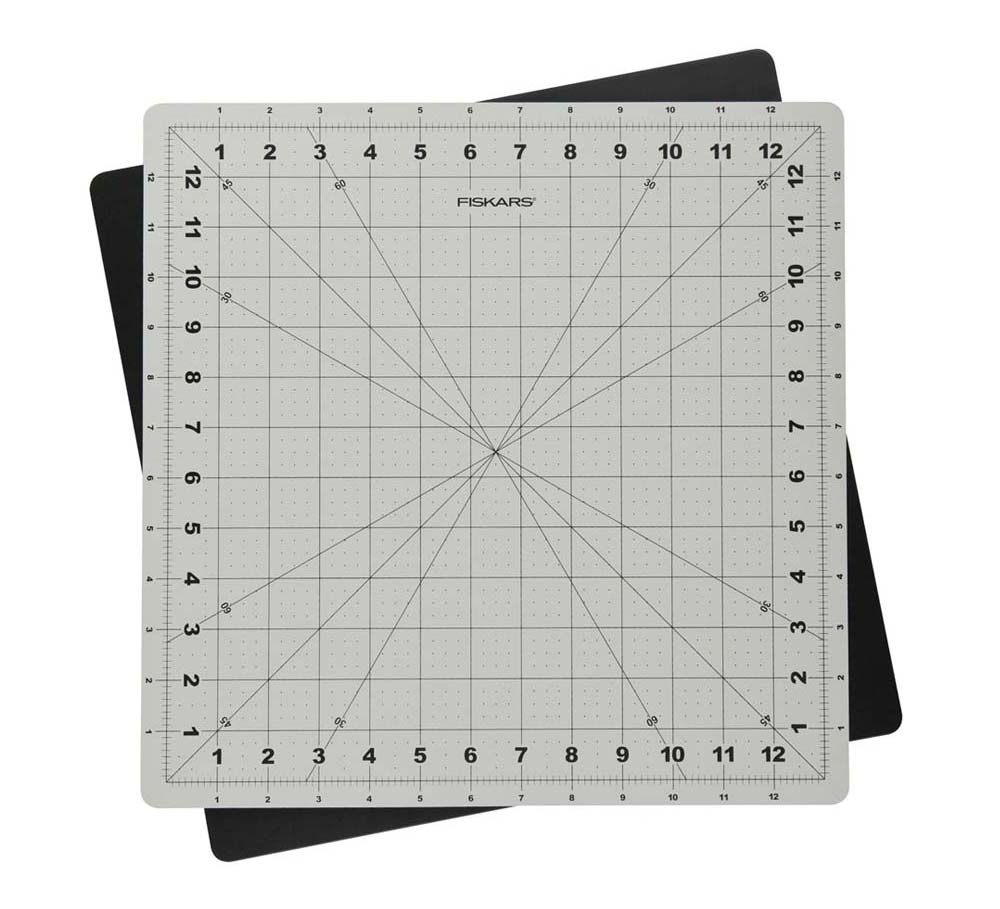 Fiskars Rotating Cutting Mat 14" X 14" – Sew It
