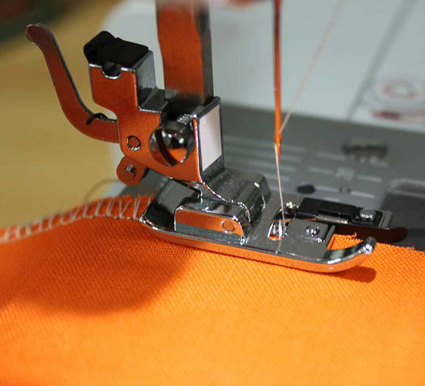 Singer Overcasting / Over Edge Foot – Sew It